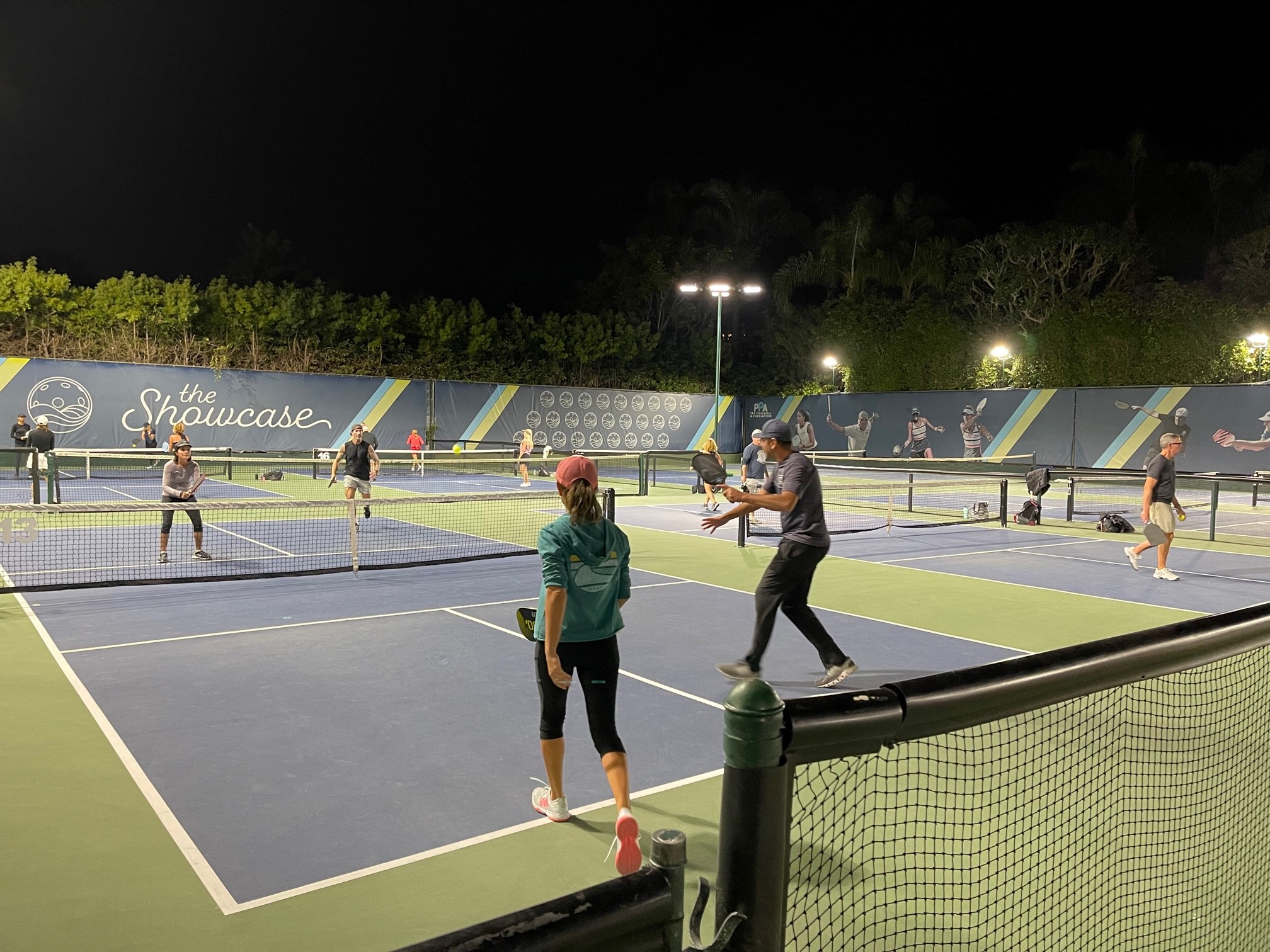 LED Linear High Bay Lights | Linear Highbay